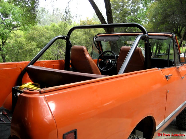 Scout 2 Roll/Show bar? | IH PARTS AMERICA