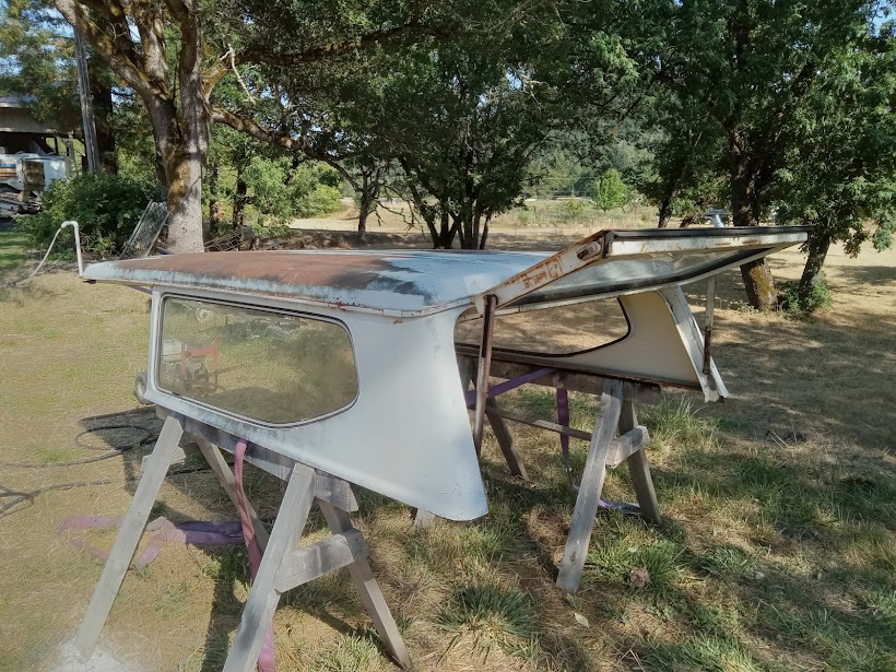 SOLD!!!Scout II Metal Travel Top | IH PARTS AMERICA