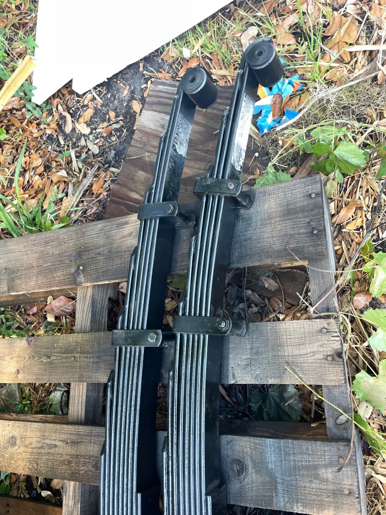 ALCAN REAR SPRINGS SCOUT II $400/pair Excellent, used on a roller | IH ...